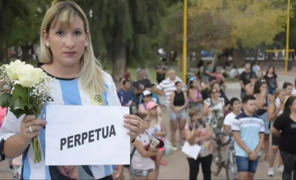 La mamá de Agustina Fernández pidió "Justicia" para Agostina y convocó ...