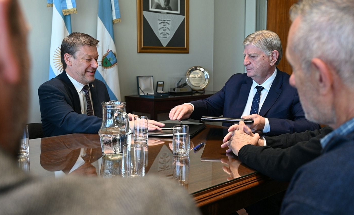 Provincia y la UNLPam firmaron convenio para estudio sobre costos de ...